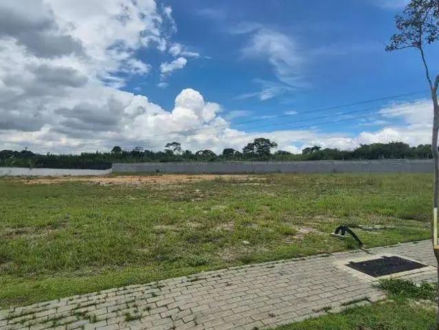 Terreno em Condomínio para Venda em São José dos Campos/SP Urbanova