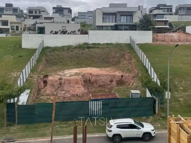 Terreno em Condomínio para Venda em São José dos Campos/SP Urbanova