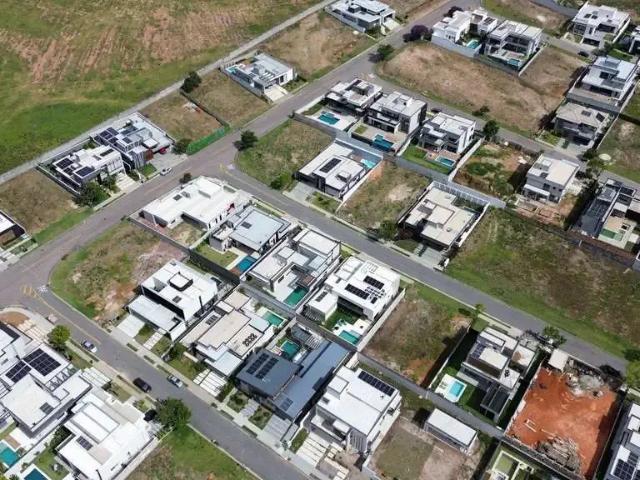 Terreno em Condomínio para Venda em São José dos Campos/SP Urbanova
