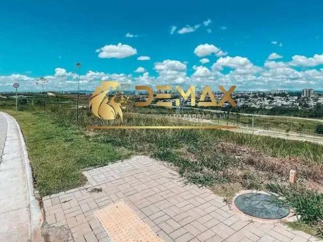 Terreno em Condomínio para Venda em São José dos Campos/SP Urbanova