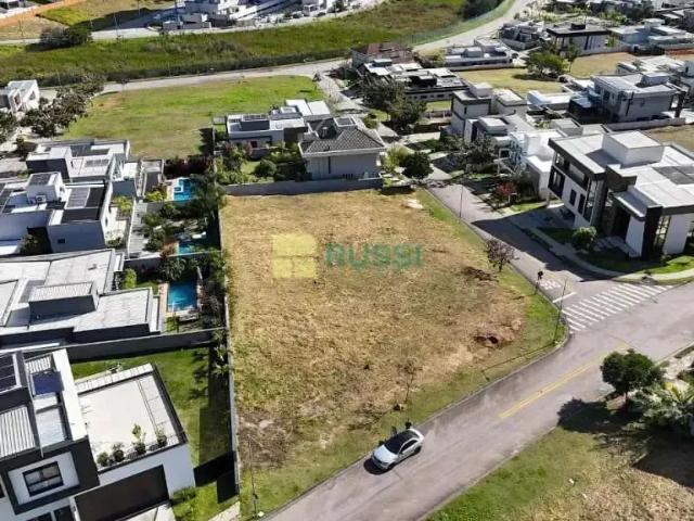 Terreno em Condomínio para Venda em São José dos Campos/SP Urbanova
