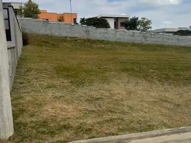 Terreno em Condomínio para Venda em São José dos Campos/SP Urbanova