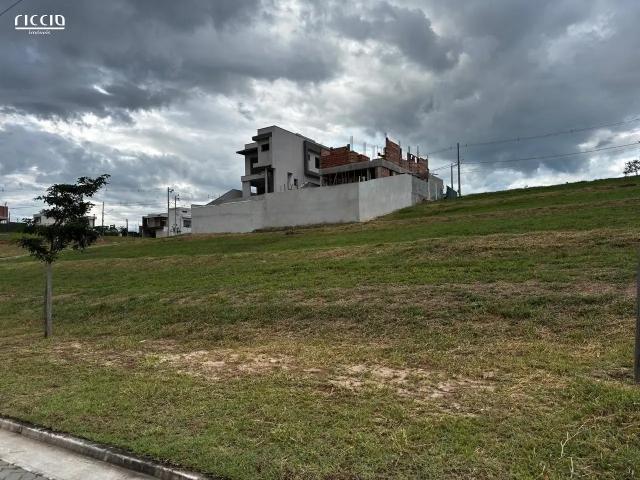 Terreno em Condomínio para Venda em São José dos Campos/SP Urbanova