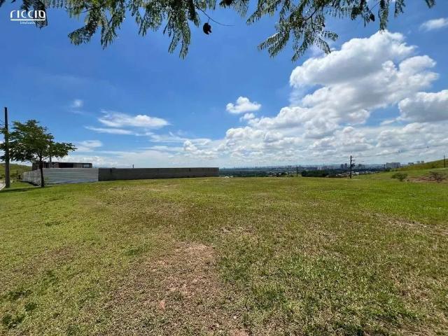 Terreno em Condomínio para Venda em São José dos Campos/SP Urbanova