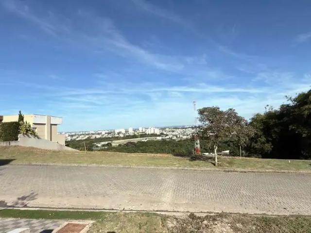 Terreno em Condomínio para Venda em São José dos Campos/SP Urbanova