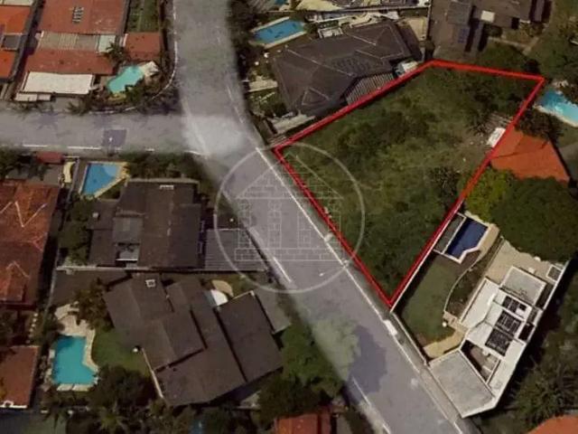 Terreno em Condomínio para Venda em São Paulo/SP Jardim Guarapiranga
