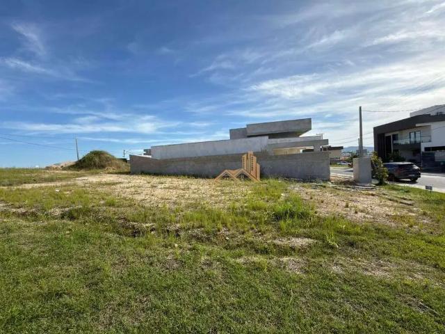 Terreno em Condomínio para Venda em São Pedro da Aldeia/RJ Nova São Pedro