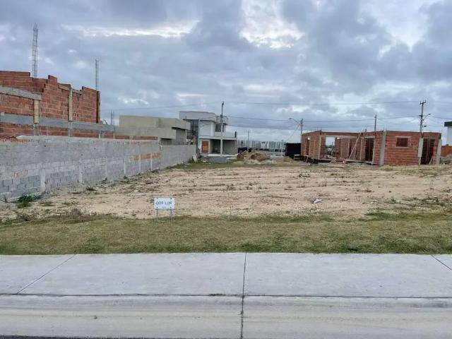 Terreno em Condomínio para Venda em São Pedro da Aldeia/RJ Nova São Pedro