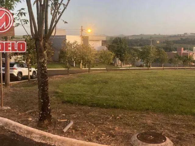 Terreno em Condomínio para Venda em São Pedro/SP Terra das Águas
