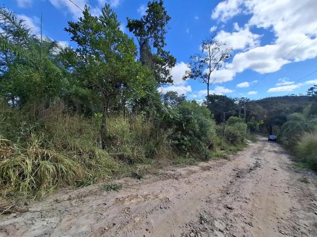 Terreno em Condomínio para Venda em Santa Luzia/MG Comunidade Sítio Teresópolis