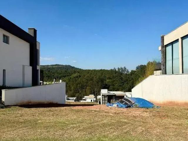 Terreno em Condomínio para Venda em Santana de Parnaíba/SP Colinas da Anhangüera