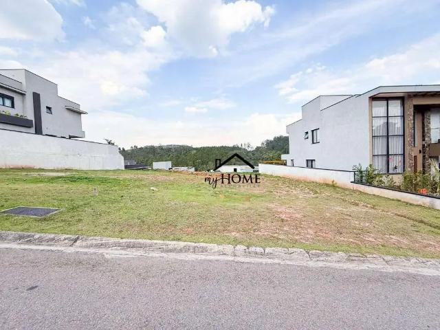 Terreno em Condomínio para Venda em Santana de Parnaíba/SP Colinas da Anhangüera