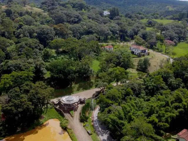 Terreno em Condomínio para Venda em Santana de Parnaíba/SP Condomínio Voturuna