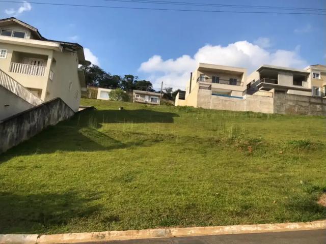 Terreno em Condomínio para Venda em Santana de Parnaíba/SP Centro
