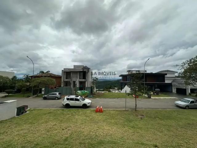 Terreno em Condomínio para Venda em Santana de Parnaíba/SP Alphaville