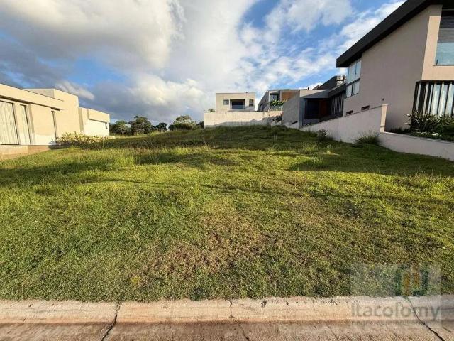 Terreno em Condomínio para Venda em Santana de Parnaíba/SP Alphaville