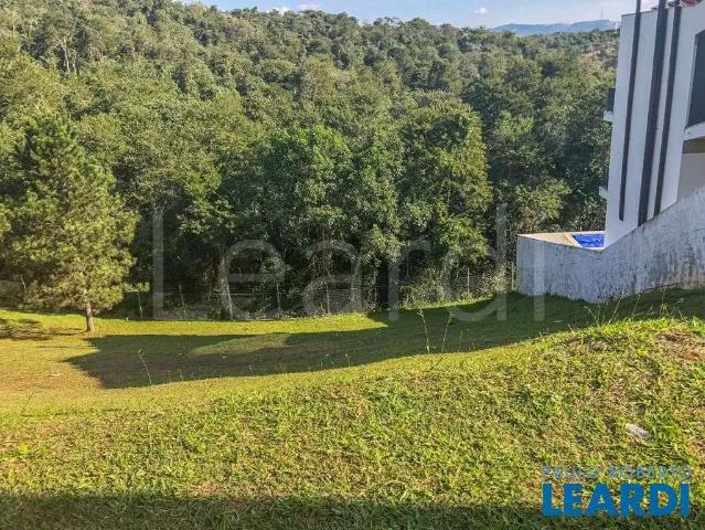 Terreno em Condomínio para Venda em Santana de Parnaíba/SP Alphaville