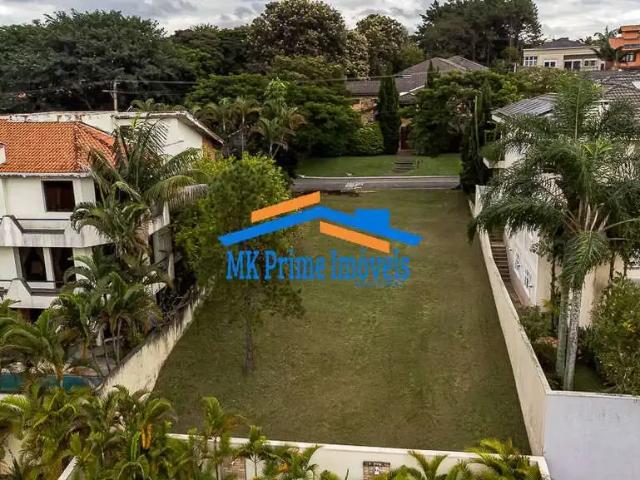 Terreno em Condomínio para Venda em Santana de Parnaíba/SP Alphaville