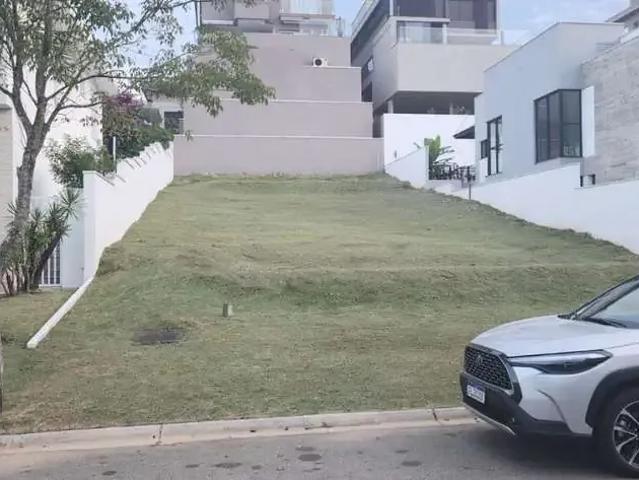 Terreno em Condomínio para Venda em Santana de Parnaíba/SP Alphaville