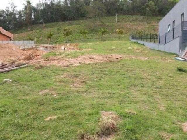 Terreno em Condomínio para Venda em Santana de Parnaíba/SP Alphaville