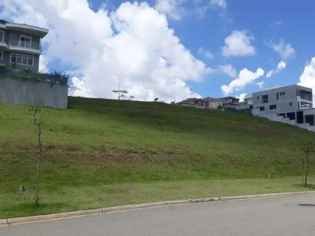Terreno em Condomínio para Venda em Santana de Parnaíba/SP Alphaville