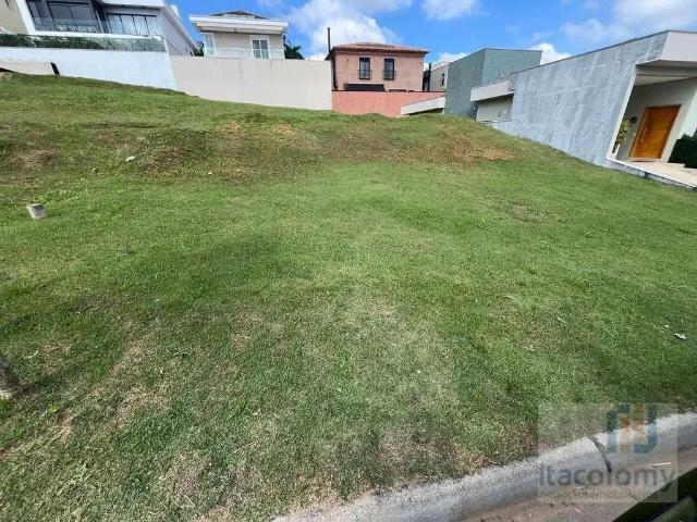 Terreno em Condomínio para Venda em Santana de Parnaíba/SP Alphaville