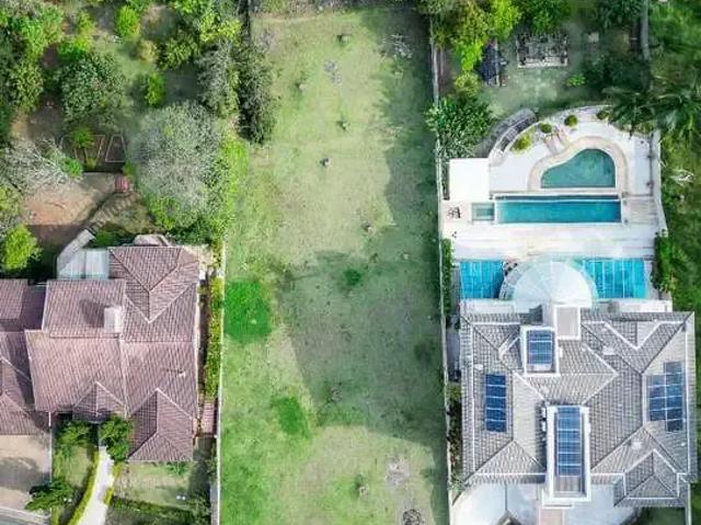 Terreno em Condomínio para Venda em Santana de Parnaíba/SP Alphaville