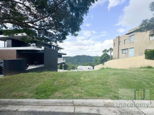 Terreno em Condomínio para Venda em Santana de Parnaíba/SP Alphaville