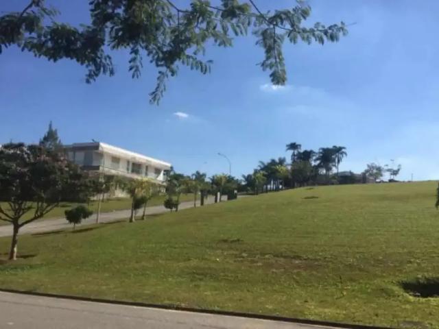 Terreno em Condomínio para Venda em Santana de Parnaíba/SP Alphaville