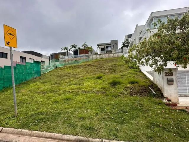 Terreno em Condomínio para Venda em Santana de Parnaíba/SP Alphaville