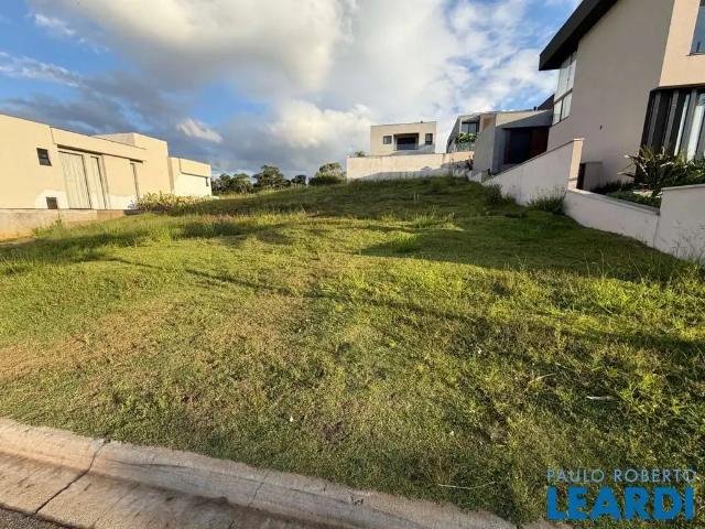 Terreno em Condomínio para Venda em Santana de Parnaíba/SP Alphaville