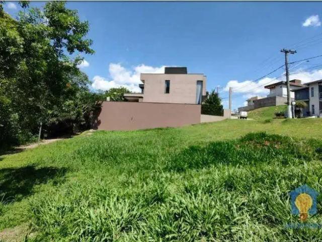 Terreno em Condomínio para Venda em Santana de Parnaíba/SP Alphaville