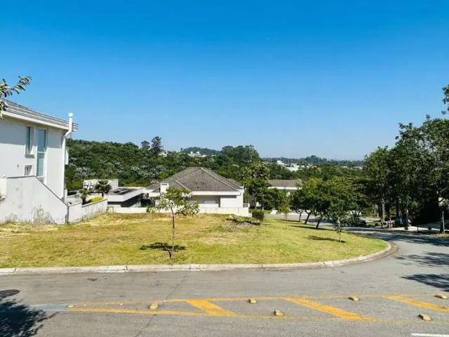 Terreno em Condomínio para Venda em Santana de Parnaíba/SP Genesis 1