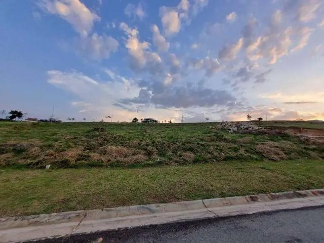Terreno em Condomínio para Venda em Santana de Parnaíba/SP Jardim Bandeirantes