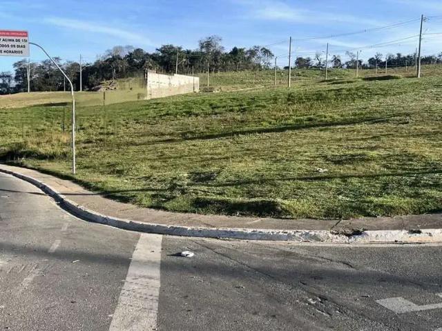 Terreno em Condomínio para Venda em Santana de Parnaíba/SP Loteamento Jardim das Flores