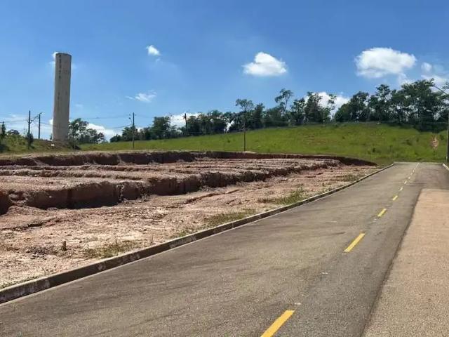 Terreno em Condomínio para Venda em Santana de Parnaíba/SP Loteamento Jardim das Flores