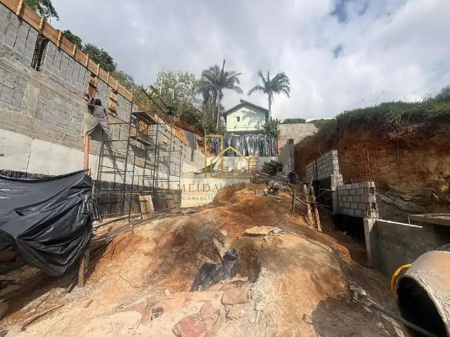 Terreno em Condomínio para Venda em Santana de Parnaíba/SP Suru