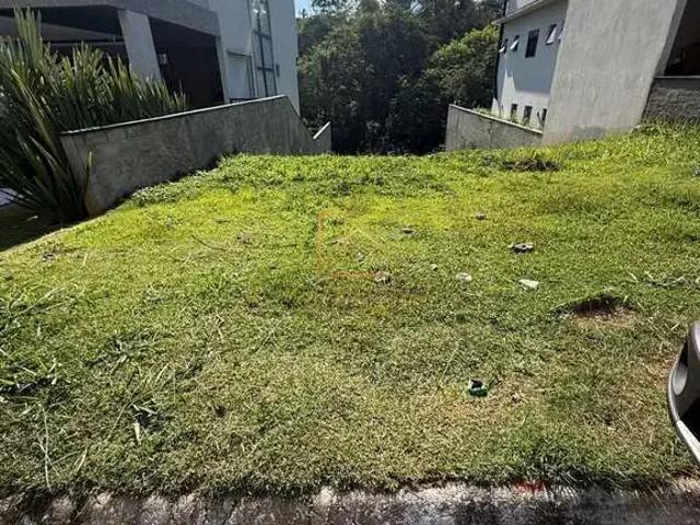 Terreno em Condomínio para Venda em Santana de Parnaíba/SP Suru