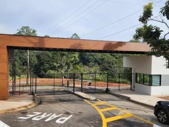 Terreno em Condomínio para Venda em Santana de Parnaíba/SP Suru