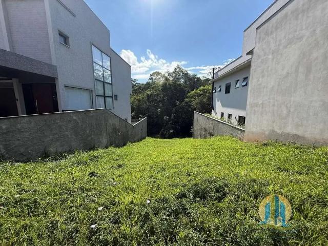 Terreno em Condomínio para Venda em Santana de Parnaíba/SP Suru