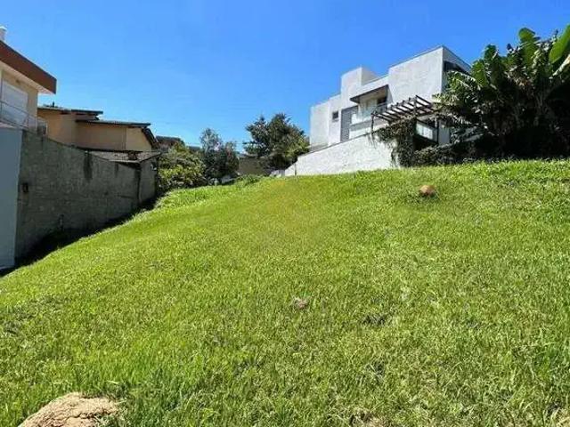 Terreno em Condomínio para Venda em Santana de Parnaíba/SP Suru