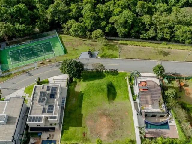 Terreno em Condomínio para Venda em Santana de Parnaíba/SP Tamboré