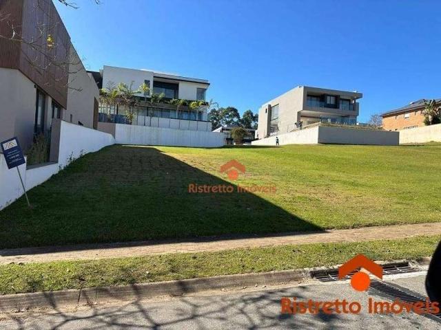 Terreno em Condomínio para Venda em Santana de Parnaíba/SP Tamboré