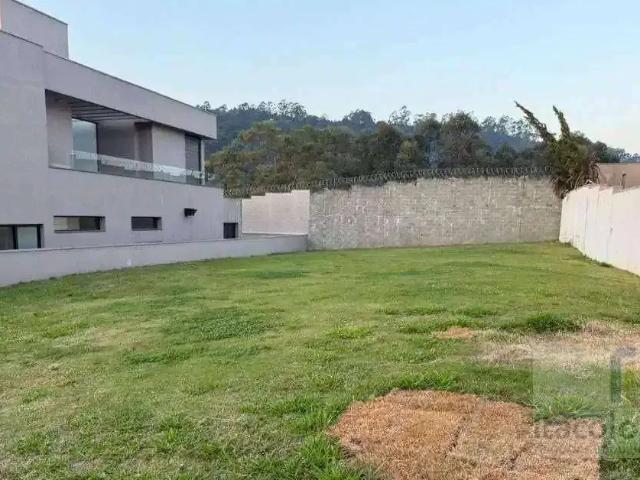 Terreno em Condomínio para Venda em Santana de Parnaíba/SP Tamboré