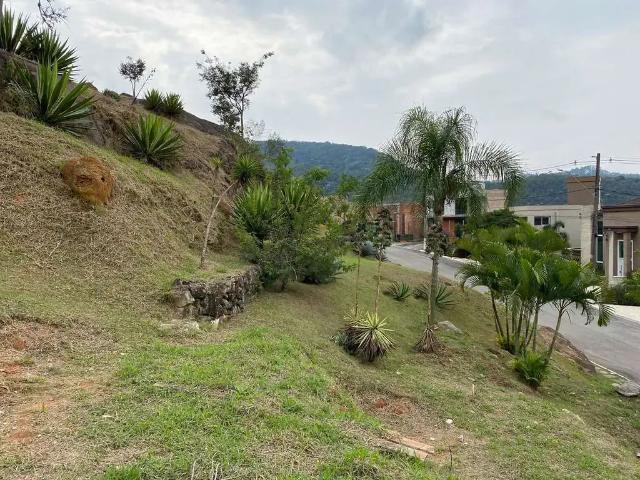 Terreno em Condomínio para Venda em Santana de Parnaíba/SP Tamboré