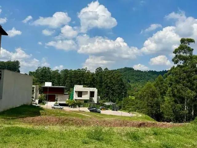 Terreno em Condomínio para Venda em Santana de Parnaíba/SP Tamboré