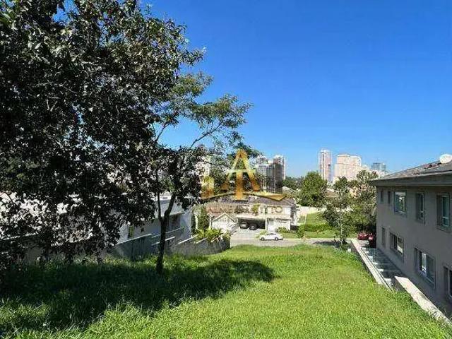 Terreno em Condomínio para Venda em Santana de Parnaíba/SP Tamboré