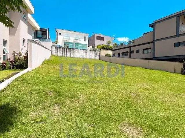 Terreno em Condomínio para Venda em Santana de Parnaíba/SP Tamboré