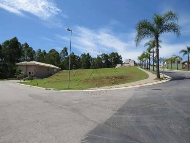 Terreno em Condomínio para Venda em Santana de Parnaíba/SP Tamboré
