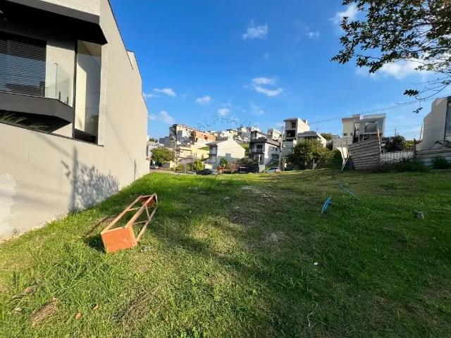 Terreno em Condomínio para Venda em Santana de Parnaíba/SP Villas do Jaguari